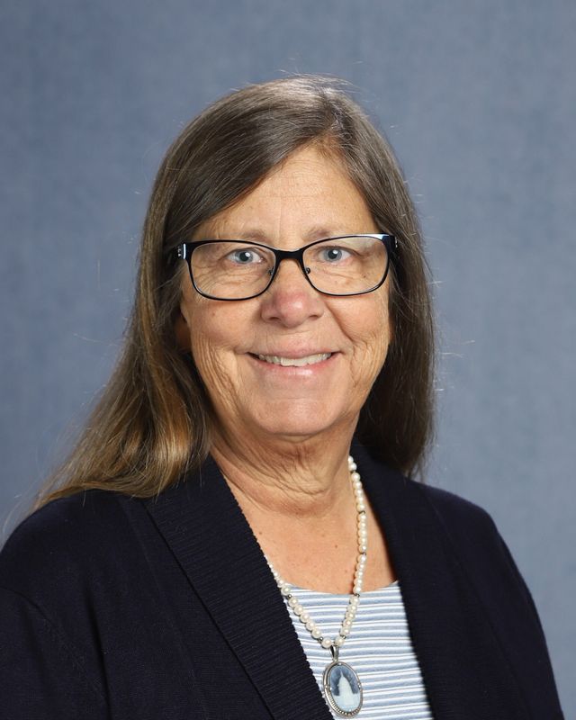 Lisa Racine's Instagram, Twitter & Facebook on IDCrawl